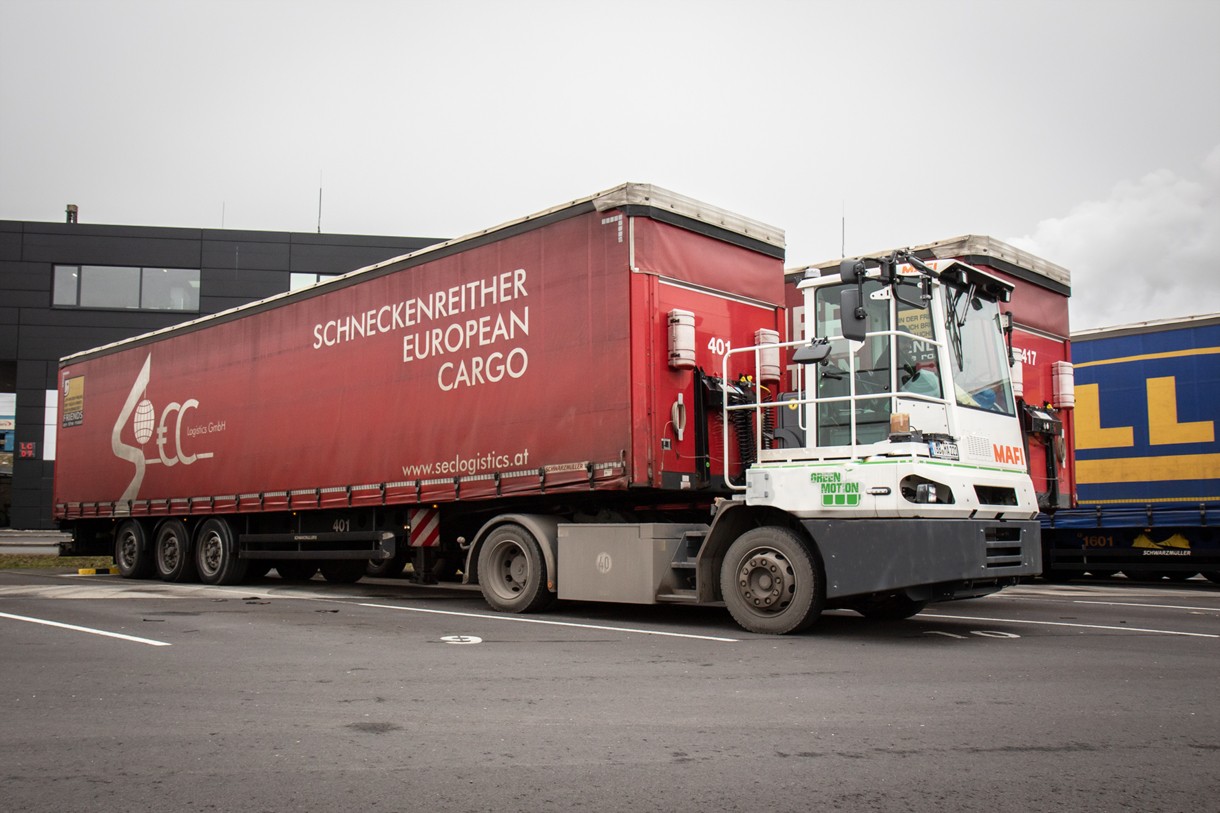 Bestanden: LogServ testet elektrische Zugmaschine der Z
